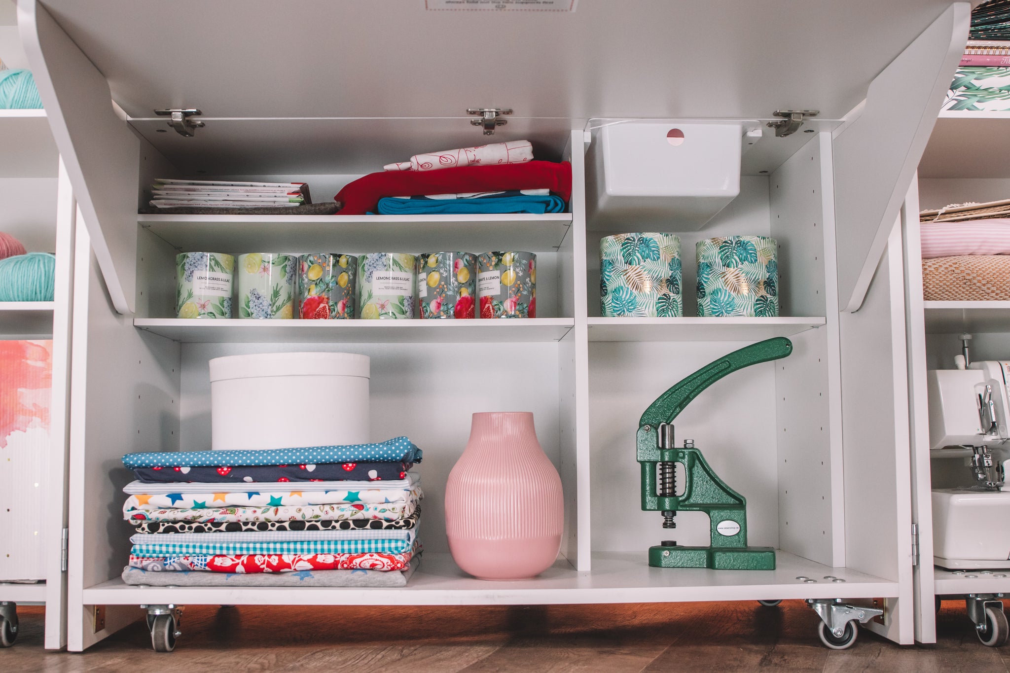 BrandBox SEW - sewing machine cabinet with foldable sewing table